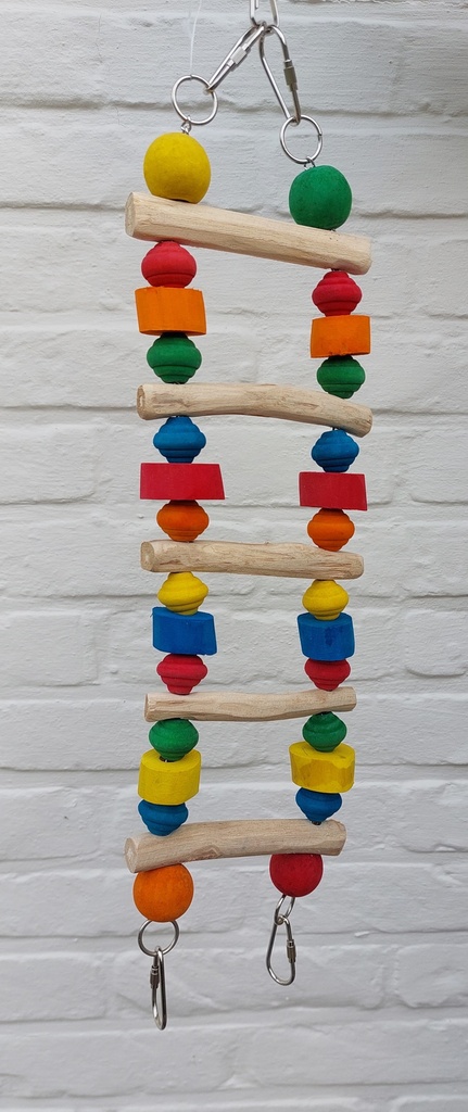 Java Ladder Klein – kleurrijke houten ladder met kralen voor kleine pa